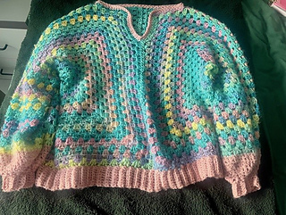 Ravelry: Pastel Hexi Pullover pattern by Lily Shone