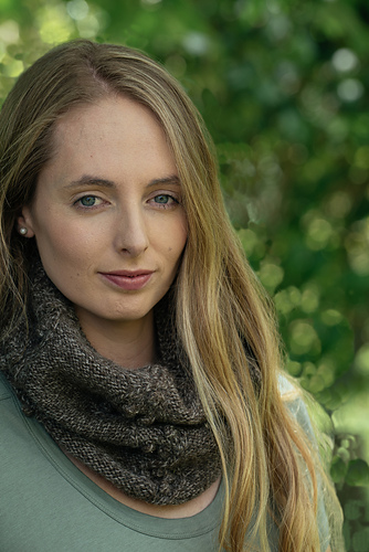 Ravelry: Mackenzie Cowl - Hc11 pattern by Lisa Craig