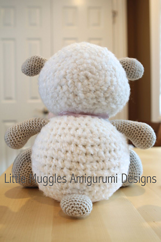 Ravelry: Cuddles the Sheep pattern by Little Muggles