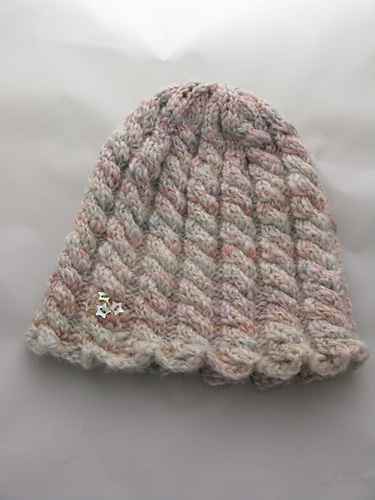 Ravelry: Handspun Star Hat pattern by Littletheorem