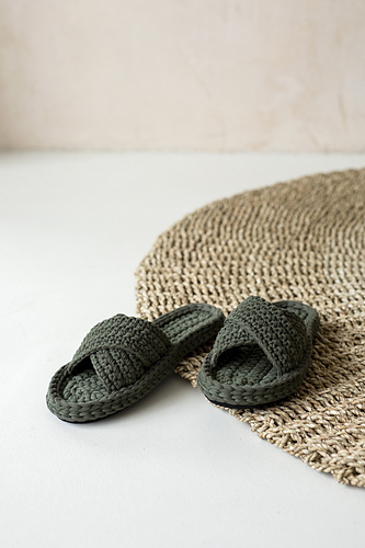 Ravelry: Criss Cross Slippers pattern by Liucita Love (Lyudmila ...