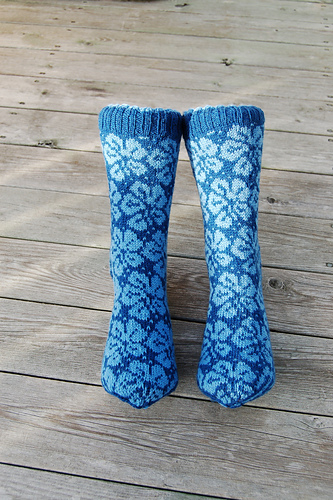 Ravelry: Fiol-sokker pattern by Varangerdesign :)