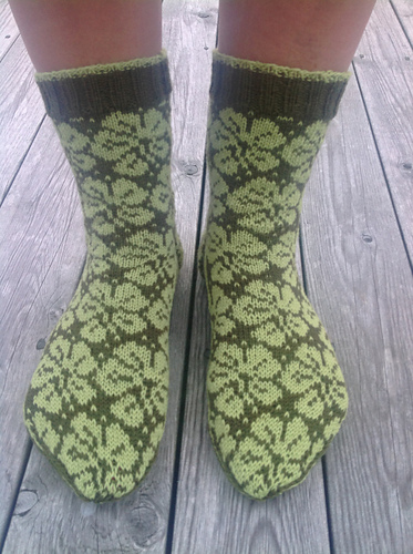 Ravelry: Fiol-sokker pattern by Varangerdesign :)