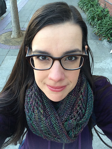 Ravelry: Atwood Infinity Scarf pattern by Sarah Eyre