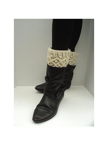Ravelry: Diamond Dots Boot Cuffs pattern by Elizabeth Gormley