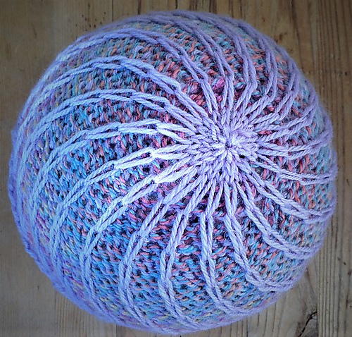 Ravelry: Tangential thinking pattern by Elizabeth Felgate