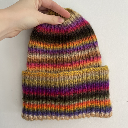 Ravelry: 214-67 Winter Smiles Hat pattern by DROPS design