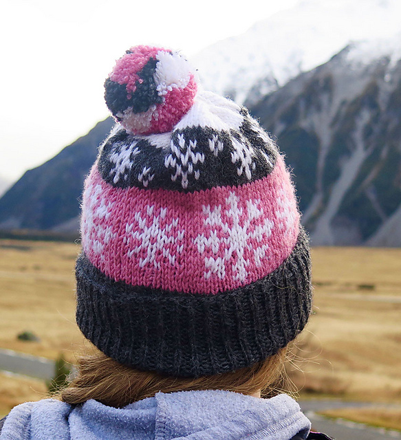 Ravelry: Snowfall Hat pattern by LizzyLou Knits