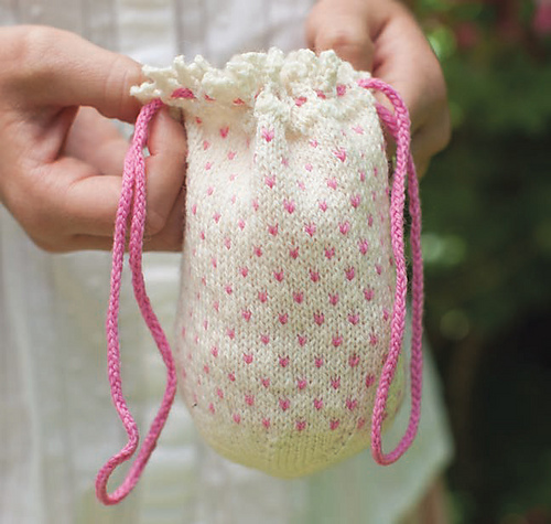 Ravelry: Sweet Hearts Reticule pattern by Sarah Gomez
