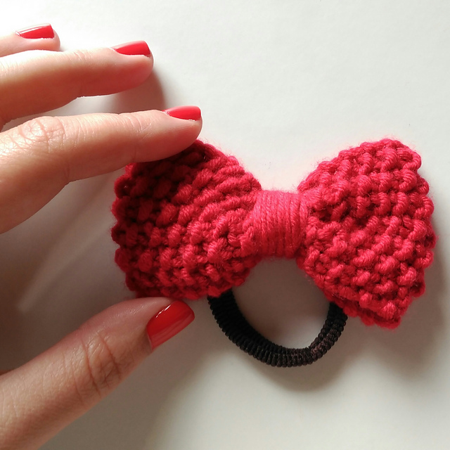 Ravelry: Erika's Knit Bow pattern by Erika Lopez A