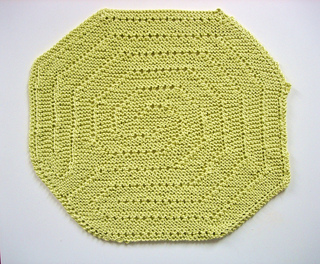Ravelry: dustspecks' Mom's Labyrinth