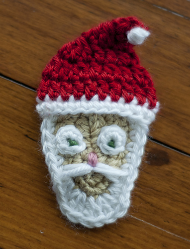 Ravelry: Santa Head Motif pattern by Loopy Patterns