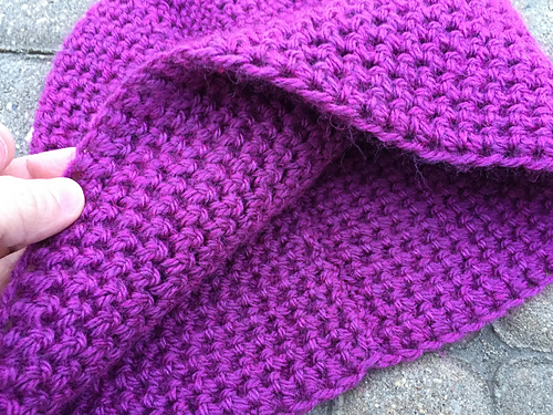 Ravelry: single crochet thermal stitch hat pattern by Suzanne Resaul