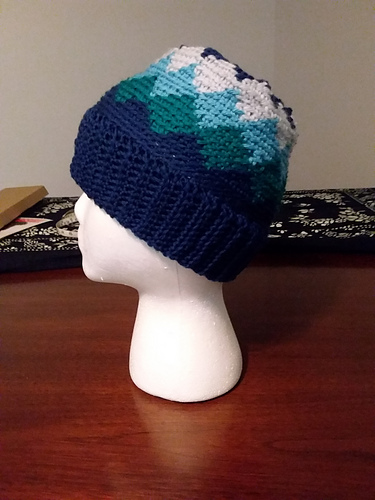 Ravelry: Tapestry Diamond Beanie pattern by Erangi Udeshika