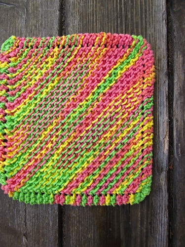 Ravelry: Granny's Waves pattern by Lorla Luden