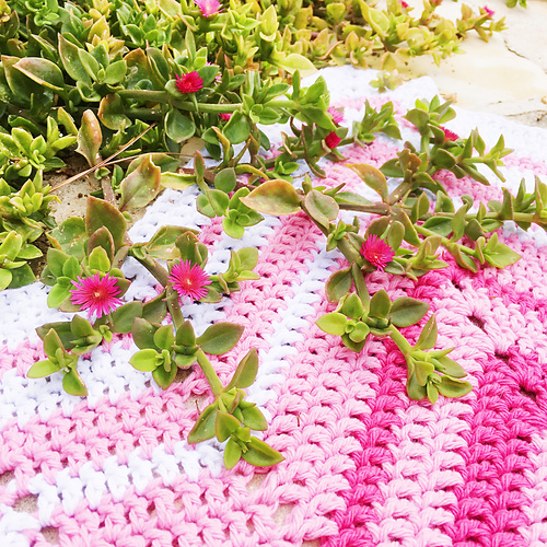 Ravelry: Stargazer Blanket pattern by Lorraine Pugh