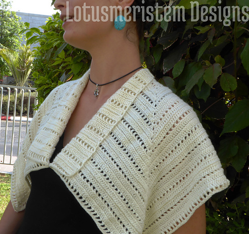 Ravelry: Cape Shawl pattern by Meirav Rath