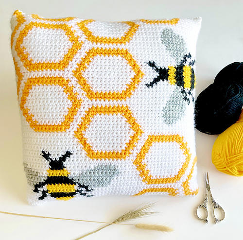 Ravelry: The Bee Hive Pillow pattern by Love & Stitch