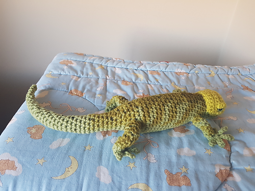 Ravelry: Monkey-Tailed Skink pattern by Beth Mulligan of Skyfire Creations
