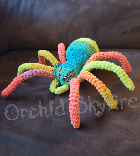 Ravelry: Tarantula Plush pattern by Beth Mulligan of Skyfire Creations
