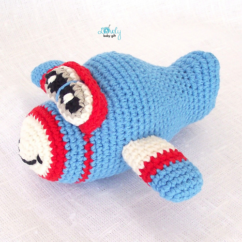Ravelry: Amigurumi Airplane Stuffed Tiny Toy pattern by Viktorija ...