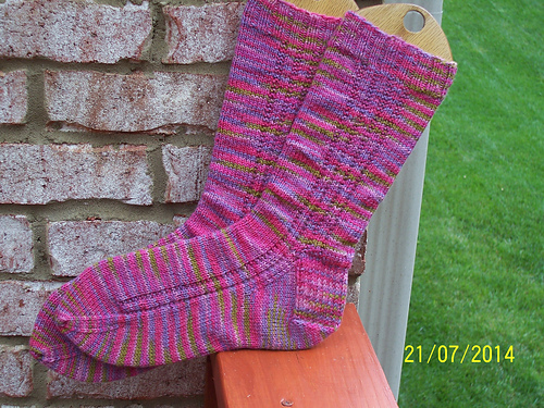 Ravelry: Tramlines socks pattern by Maria Higgs