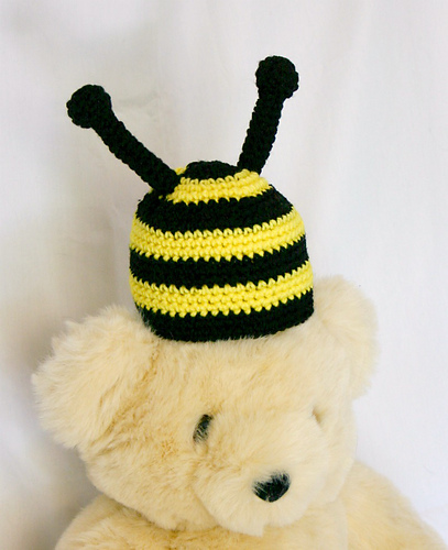 Ravelry: Baby Bee Hat pattern by Alaina Smith