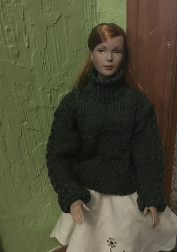 Ravelry: 1:6th scale Celyn Jumpers pattern by Frances Powell