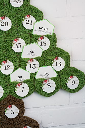 Ravelry: Christmas Tree Advent Calendar pattern by Lindsey Dale