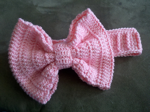 Ravelry: Big Beautiful Bow Headband pattern by Brittany Rae