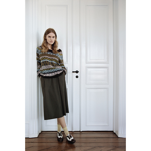 Ravelry: Hen-knit sweater pattern by Marianne Isager
