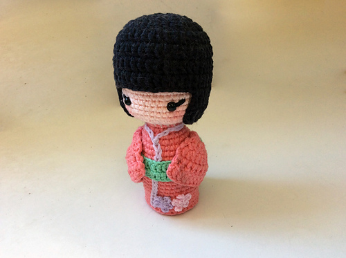 Ravelry: Haru, the Kokeshi Doll pattern by by Lumy | Arts & Crafts