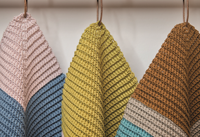 Ravelry: Color Block pattern by Camilla Schmidt Rasmussen & Sofie Grangaard