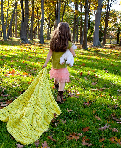 Ravelry: # 134 Plum Island Baby pattern by Leslie Scanlon