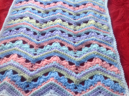Ravelry: Sheila's Shells Ripple Blanket pattern by Julie Yeager