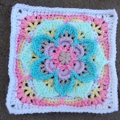 Ravelry: Angelina pattern by Diana Krenz