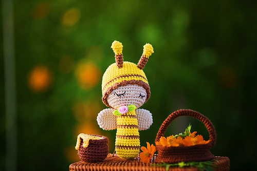 Ravelry: Bee Rattle pattern by Arya Nguyen
