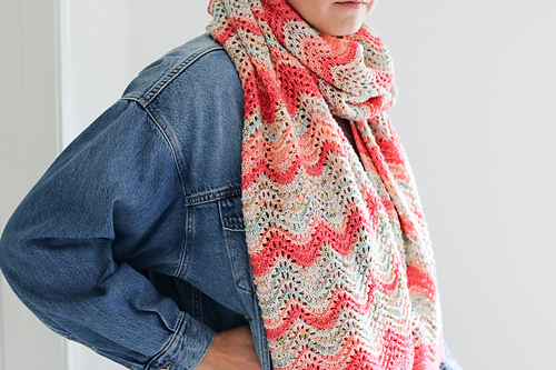 Ravelry: Defying Gravity pattern by Madelinetosh Design Team