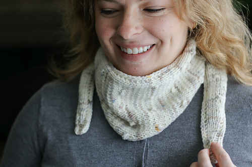 Ravelry: Brazos Bandana pattern by Madelinetosh