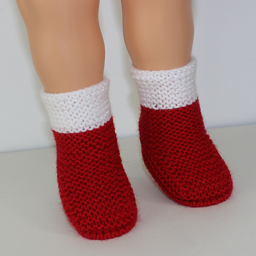 Ravelry: Toddler Simple Christmas Boots pattern by Christine Grant