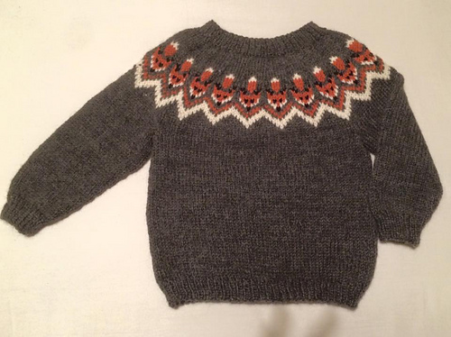 Ravelry: En ræv i ærmet pattern by Ribbit Knit