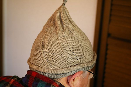 Ravelry: Aston pattern by Stitch Therapy Brooklyn