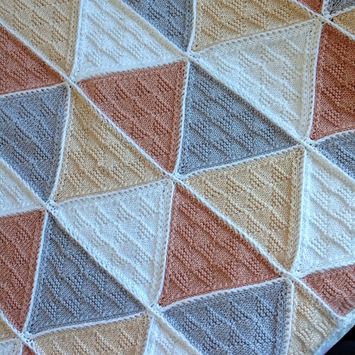 Ravelry: Triforce blanket pattern by Marina Guseva