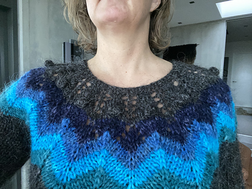 Ravelry: Villanelle pattern by Maja Siska