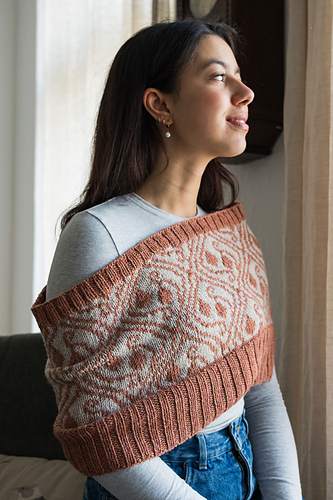 Ravelry: Ironwork Cowl pattern by Anni Howard