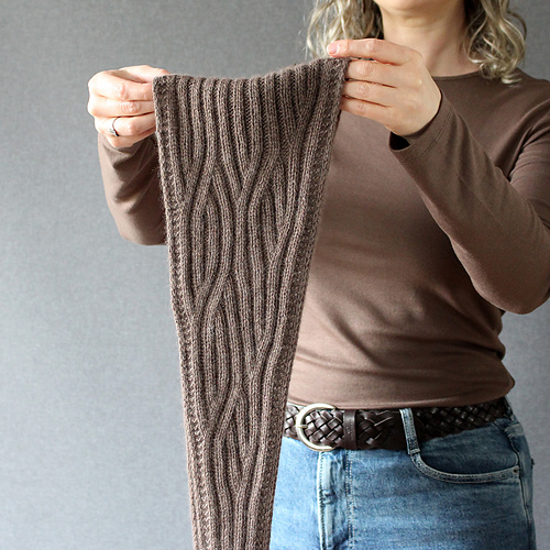 Ravelry: Coral Reef Scarf pattern by Lisa Hannes
