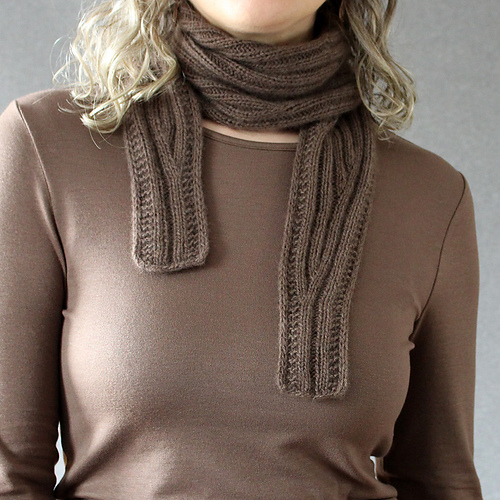 Ravelry: Coral Reef Scarf pattern by Lisa Hannes