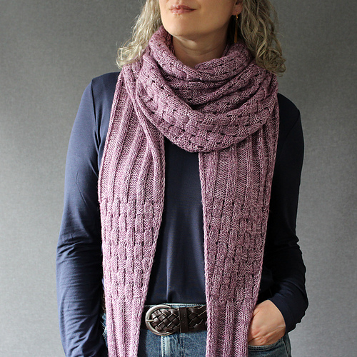 Ravelry: Erika Wrap pattern by Lisa Hannes
