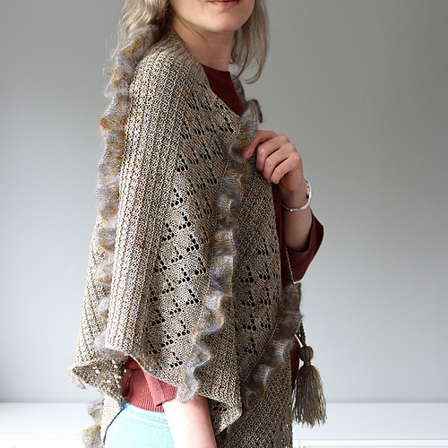 Ravelry: Ruffle Snuggle Shawl pattern by Lisa Hannes