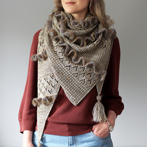 Ravelry: Ruffle Snuggle Shawl pattern by Lisa Hannes